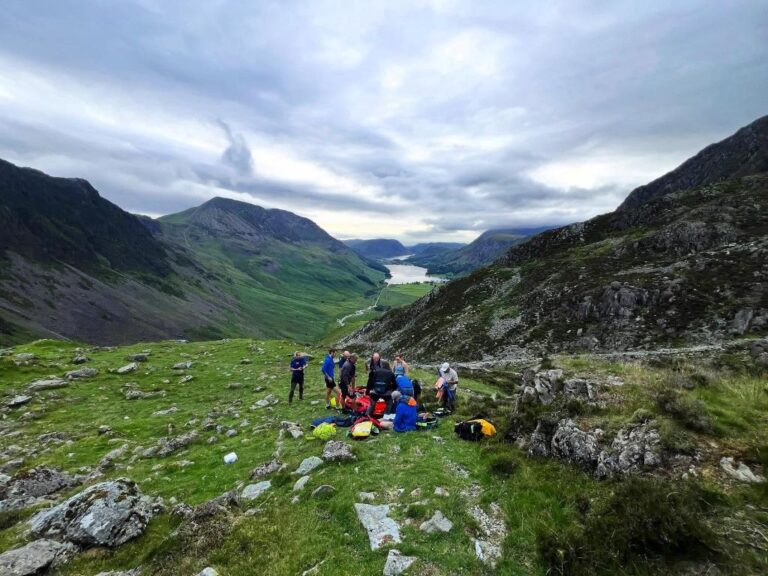Lake District walker rescued after breaking leg – cumbriacrack.com